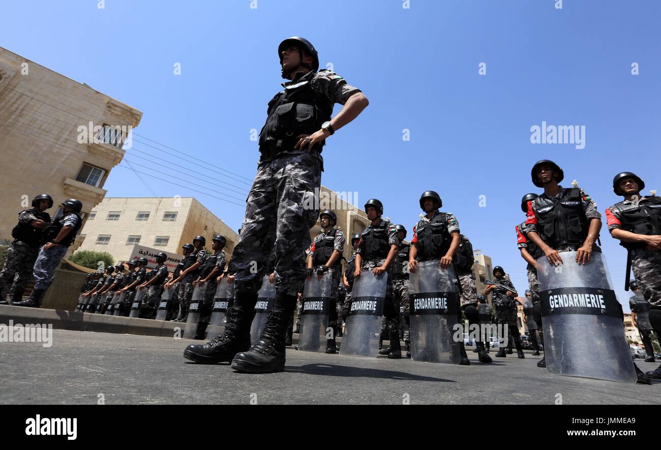 Amman, Jordan. 28th July, 2017. Jordanian security forces stand guard ...