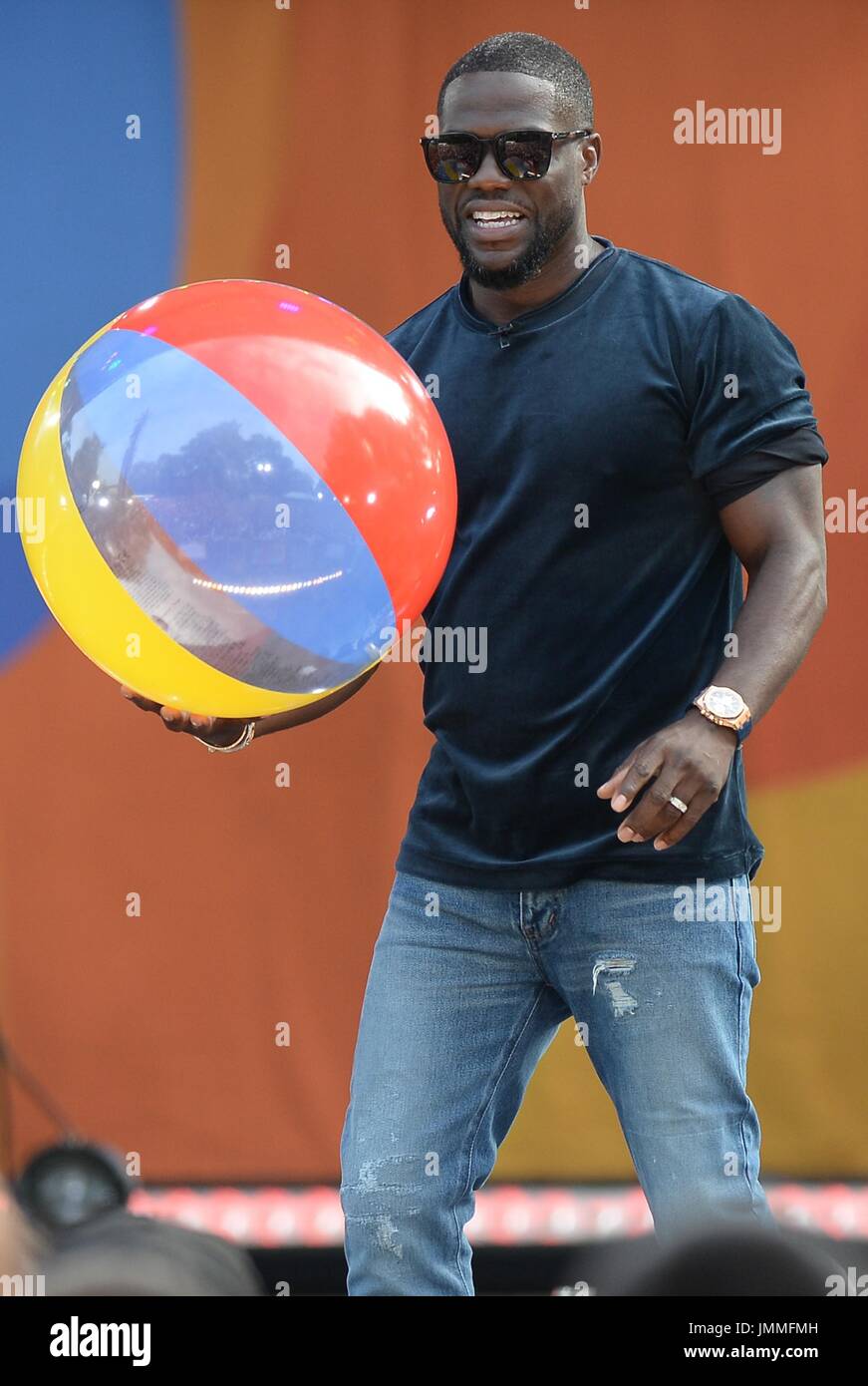 New York, NY, USA. 28th July, 2017. Kevin Hart on stage for Good ...