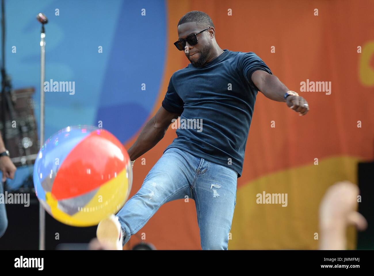 New York, NY, USA. 28th July, 2017. Kevin Hart on stage for Good ...