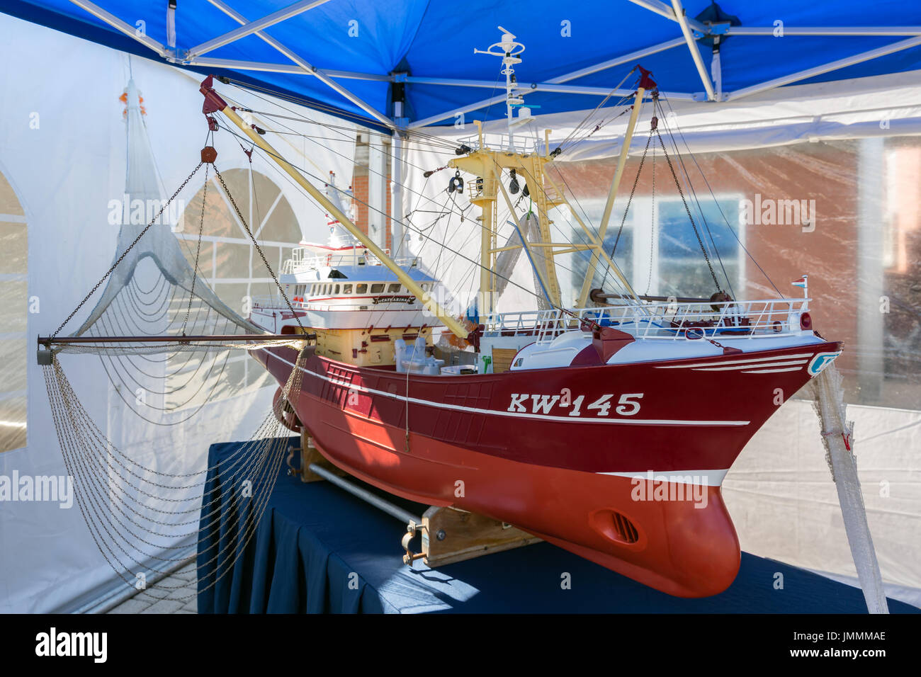 Model fishing trawler hi-res stock photography and images - Alamy
