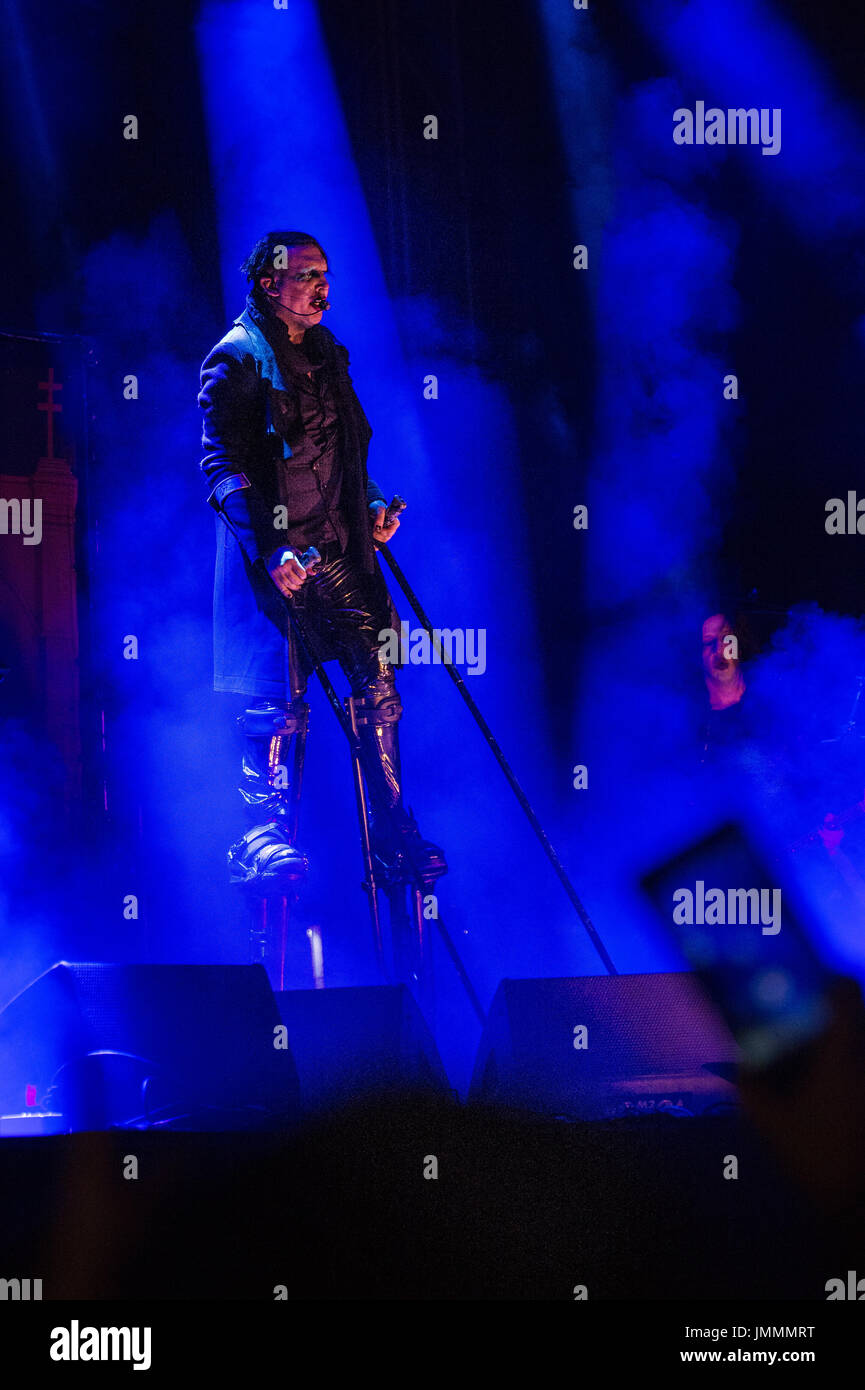 Marilyn manson singer hi-res stock photography and images - Alamy