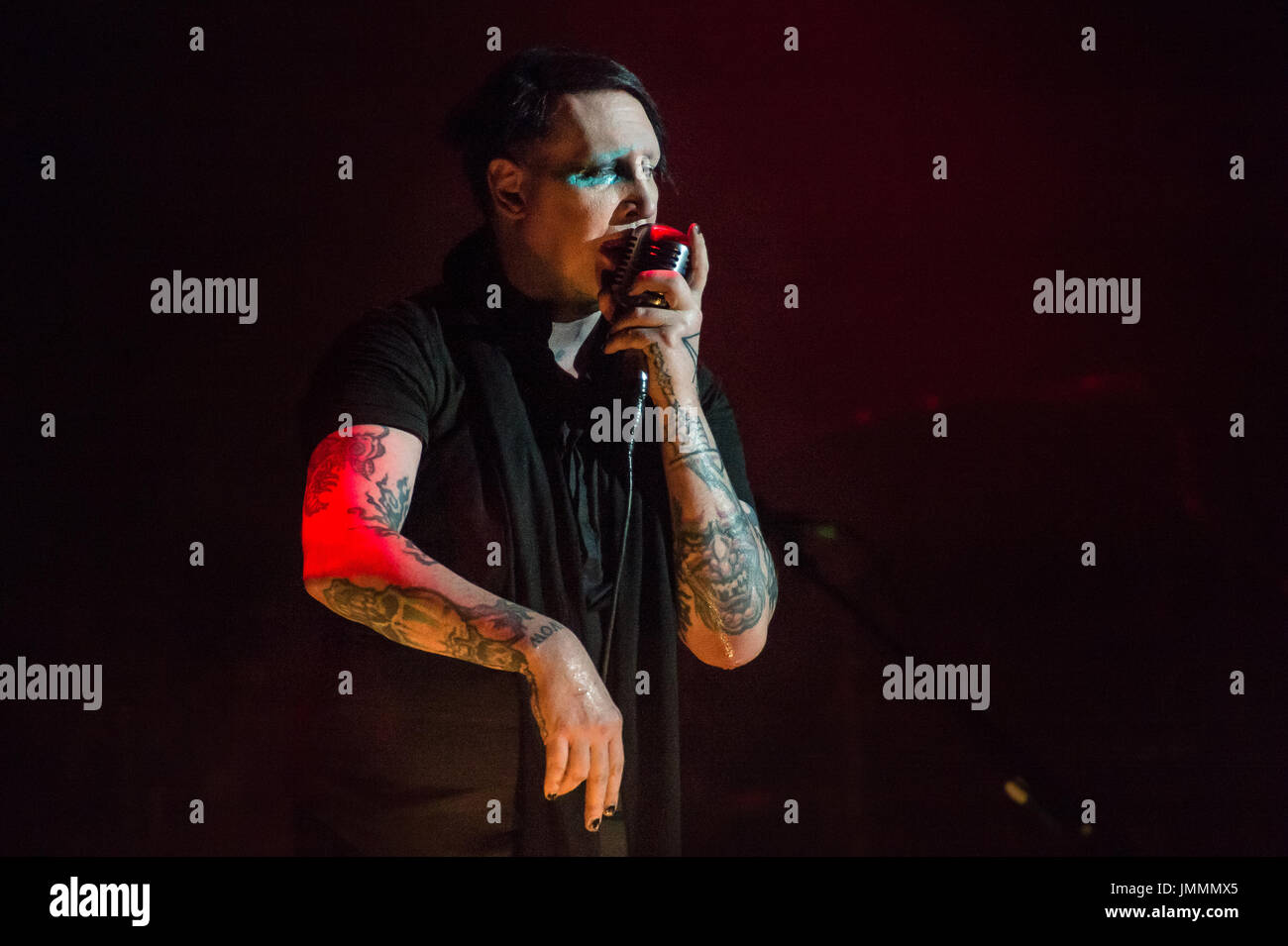 Rocknroll singer marilyn manson hi-res stock photography and images - Alamy