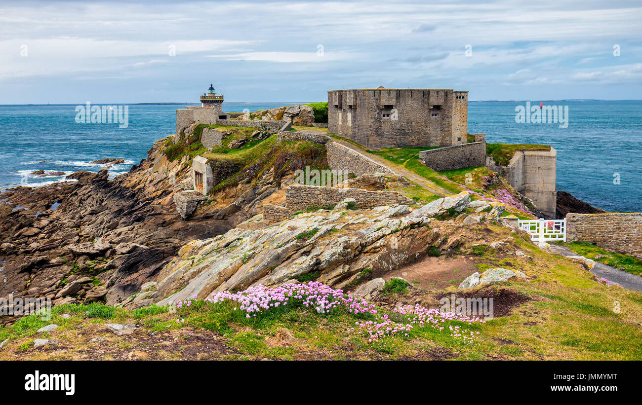 Pointe de Kermorvan, Kermovan Lighthouse, Brittany (Bretagne), France ...