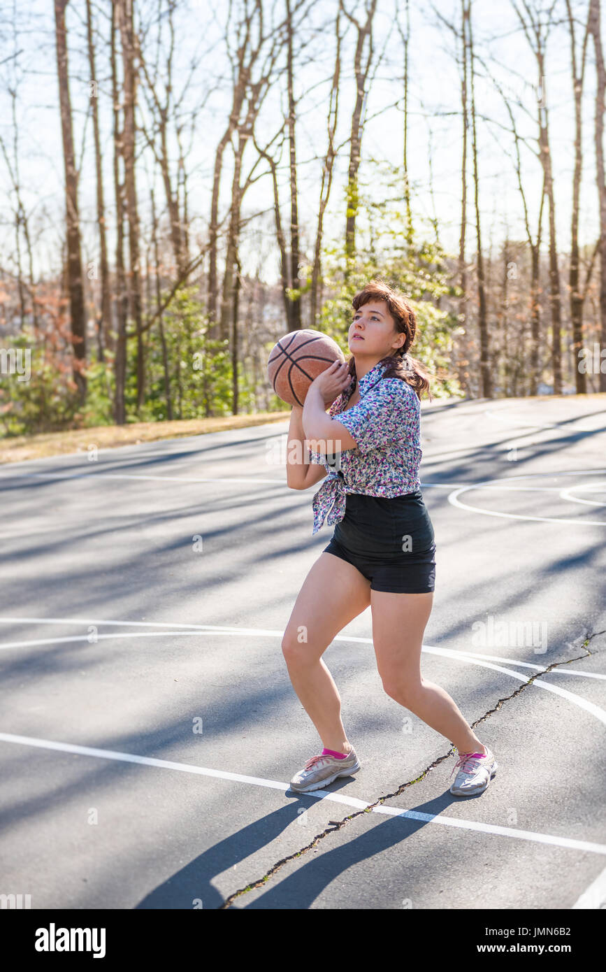 Throwing the hoop hi-res stock photography and images - Alamy