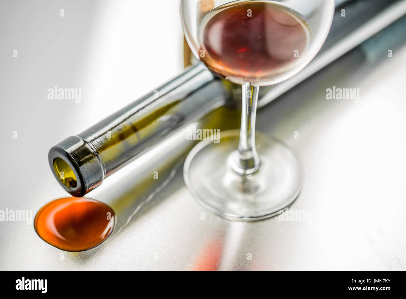 Last drop of wine bottle hi-res stock photography and images - Alamy