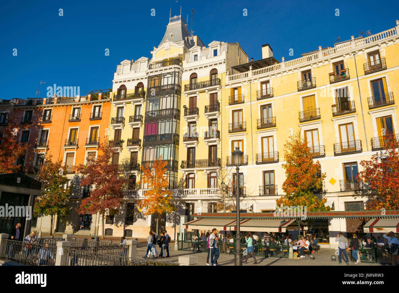 Classic madrid buildings hi-res stock photography and images - Alamy