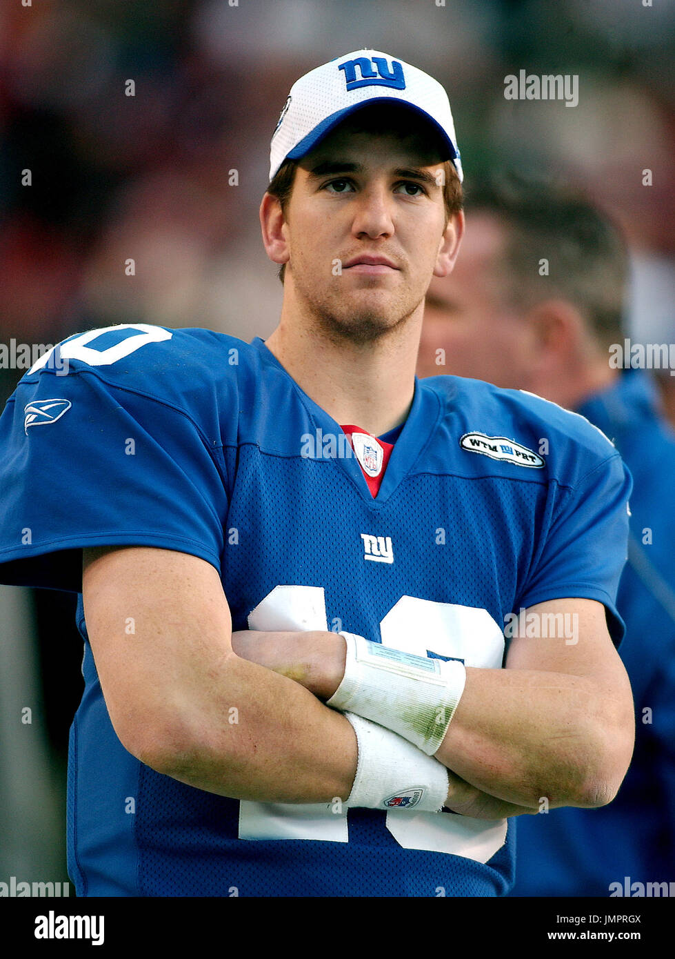 Landover, MD - December 24, 2005 -- New York Giant quarterback Eli ...
