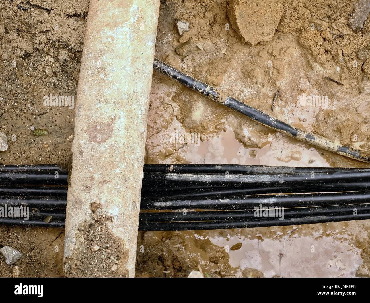 Underground Fiber Optic Cable Stock Photos & Underground Fiber Optic ...