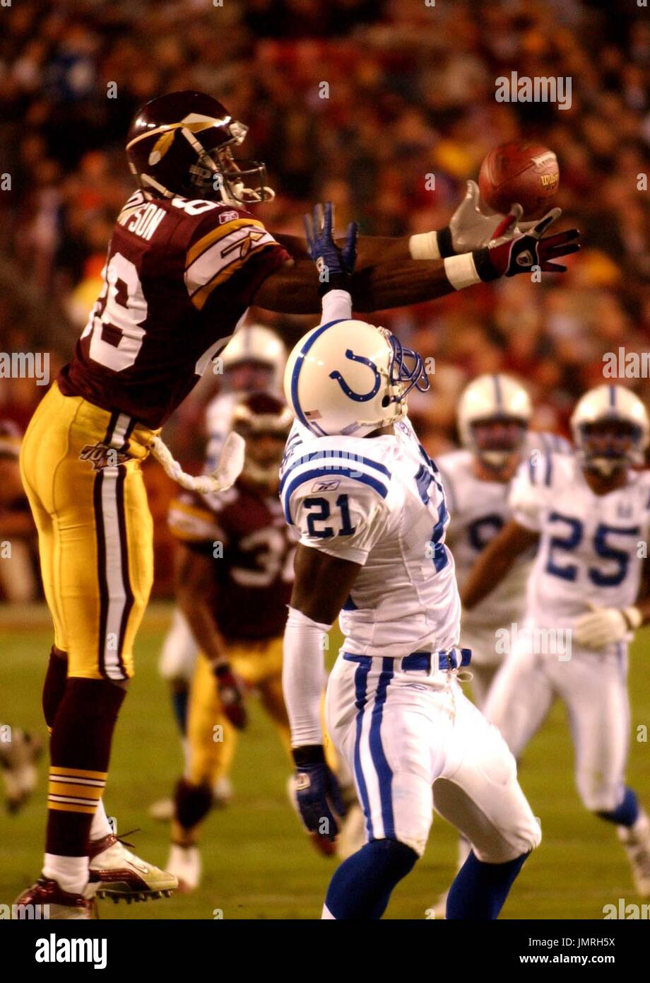 Landover, MD - October 27, 2002 -- Redskin wide receiver Derrius ...