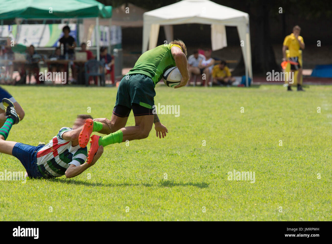 Playing with crowds during a rugby match Stock Photo - Alamy