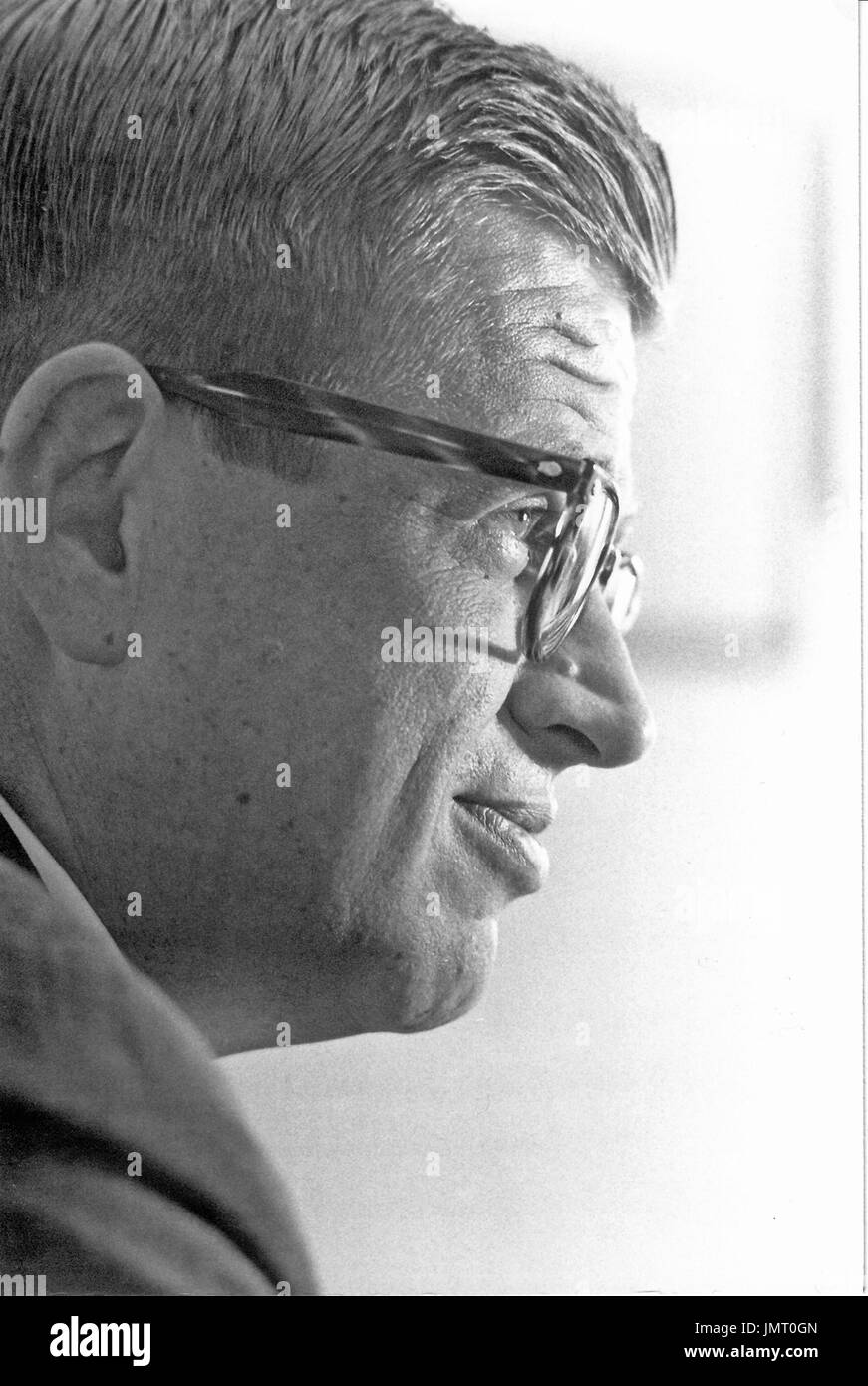 Washington, D.C. - October 7, 1971 -- Official portrait of Charles ...