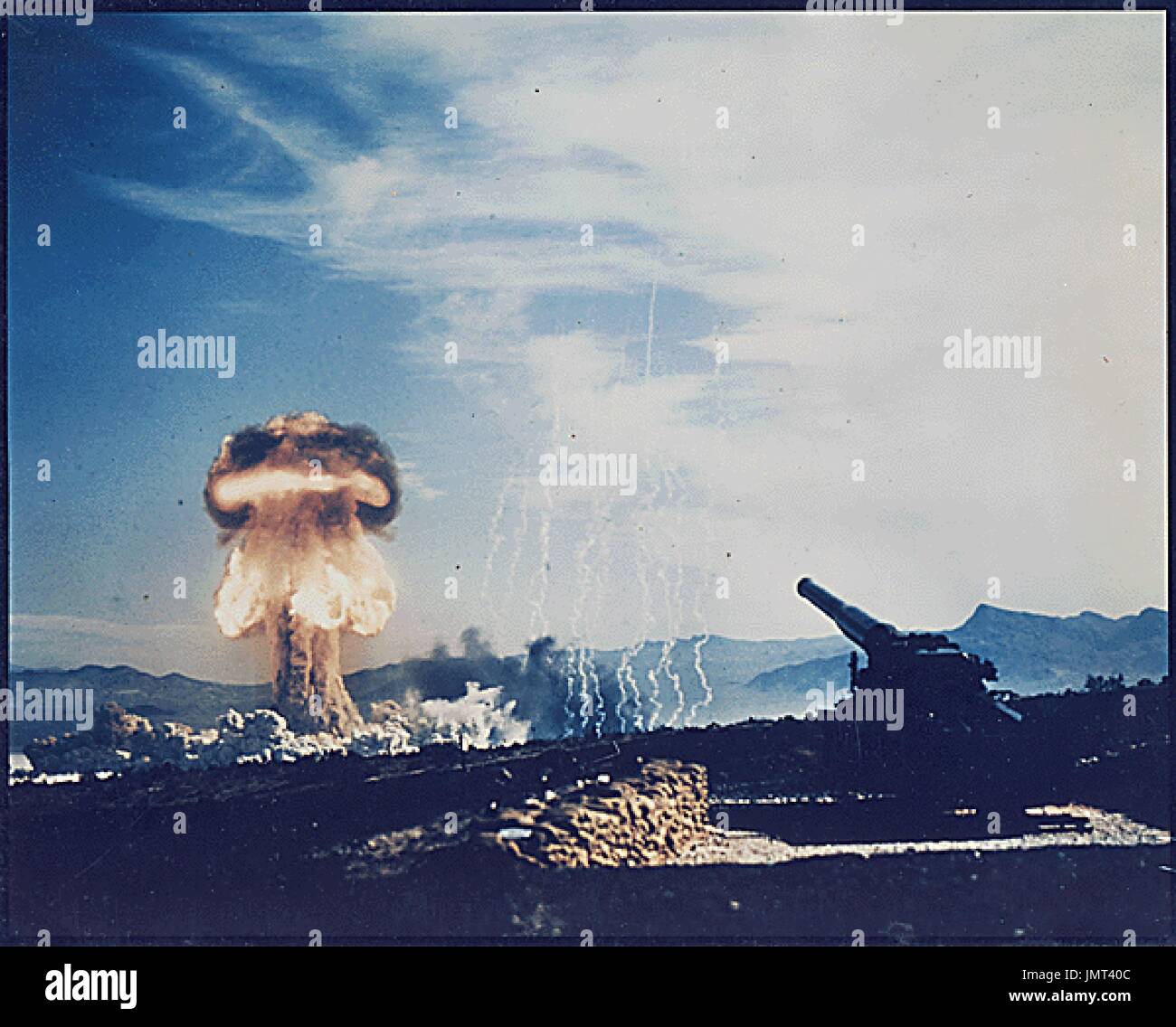 Frenchman's Flat, Nevada - Atomic Cannon Test - History's first atomic ...