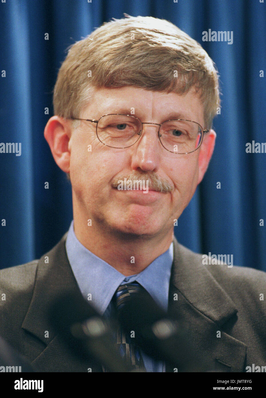 Doctor j hi-res stock photography and images - Alamy