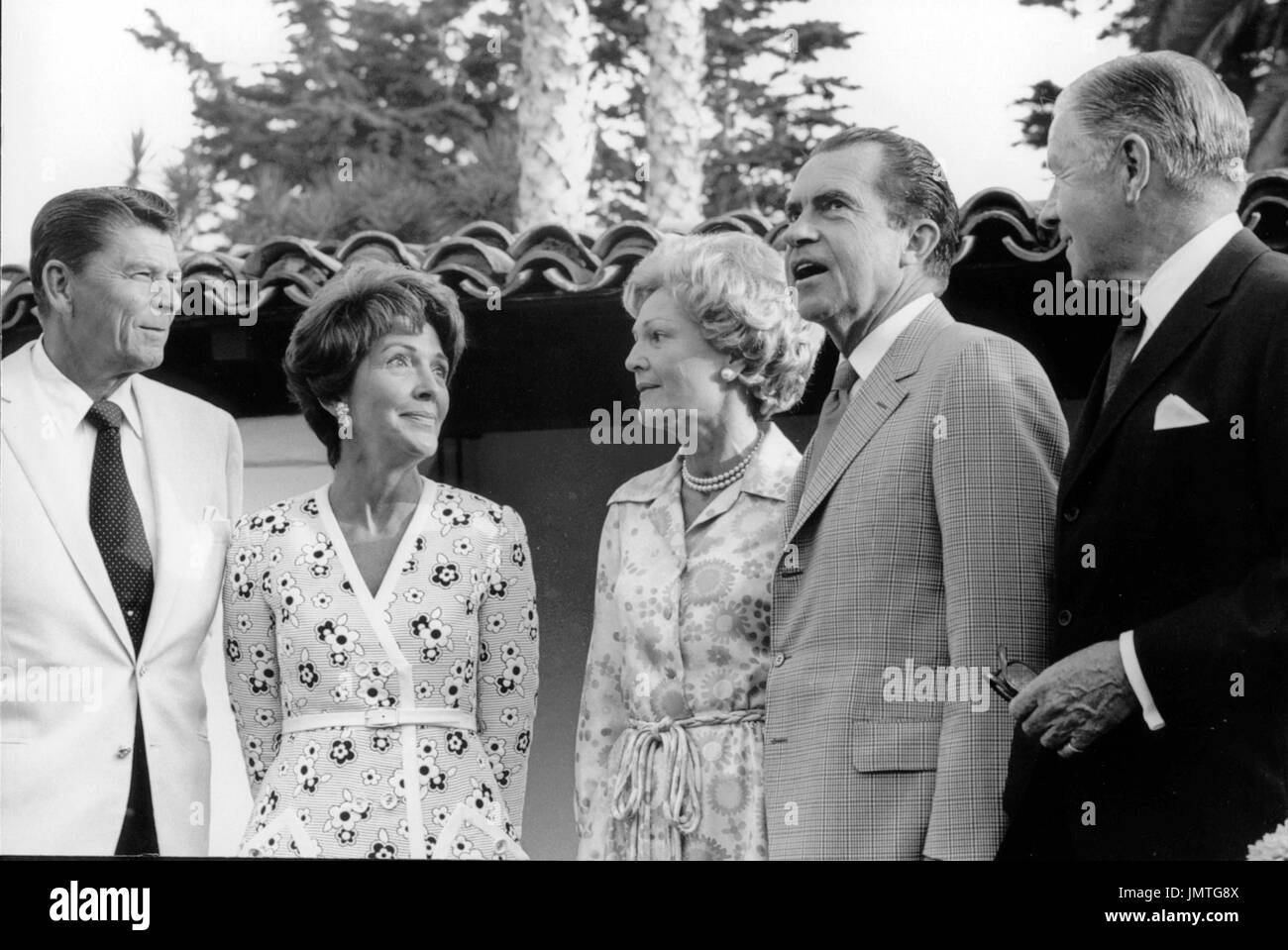 California Governor Ronald Reagan and his wife, Nancy, meet first lady ...