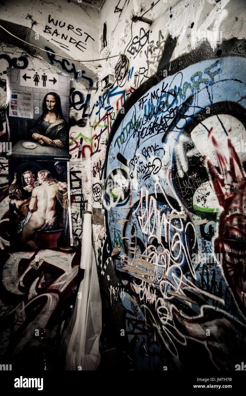 Horror Graffiti High Resolution Stock Photography and Images - Alamy