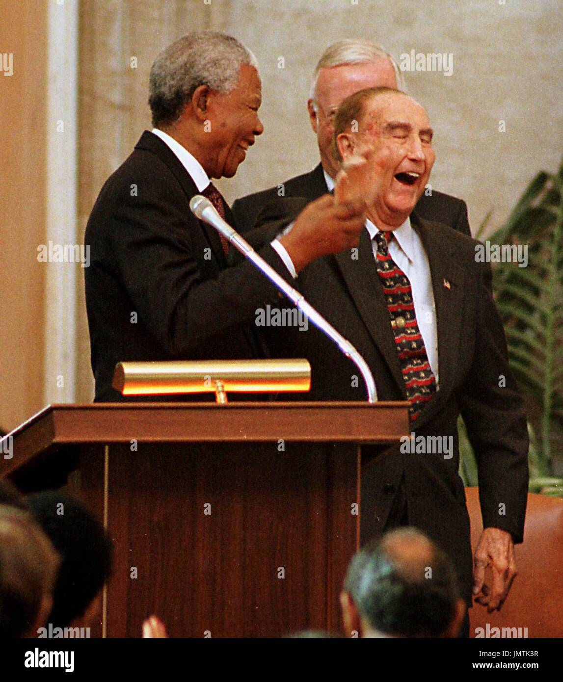 Washington, DC - September 23, 1998 -- President Nelson Mandela of ...