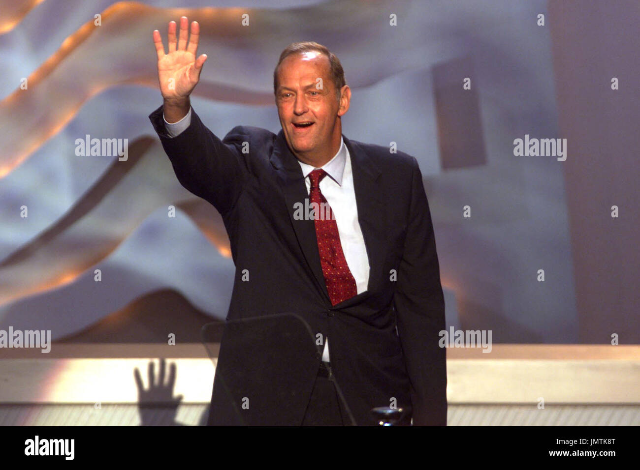 Los Angeles, CA - August 15, 2000 -- Former United States Senator Bill ...