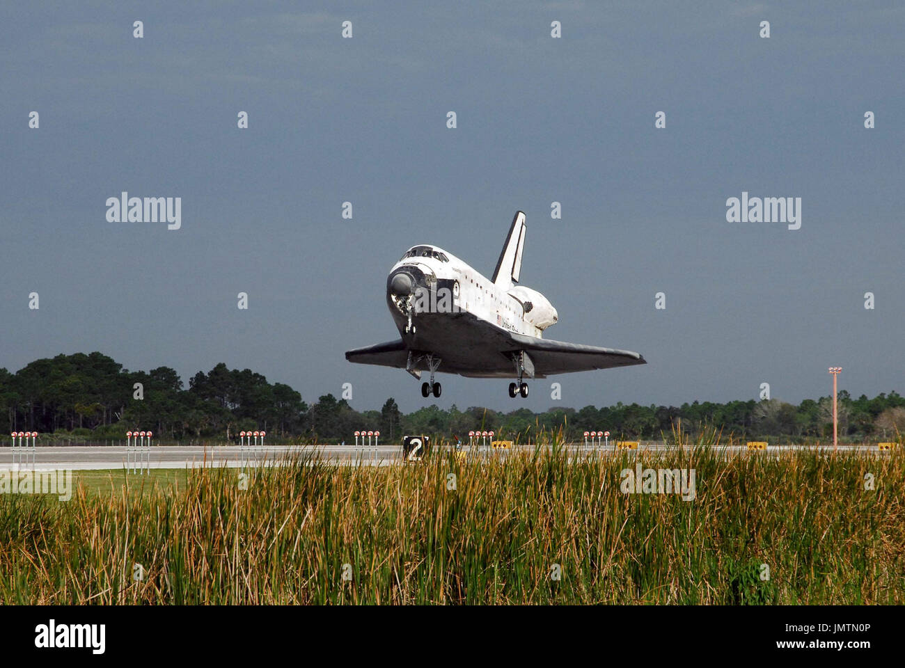 Space shuttle landing gear hi-res stock photography and images - Alamy