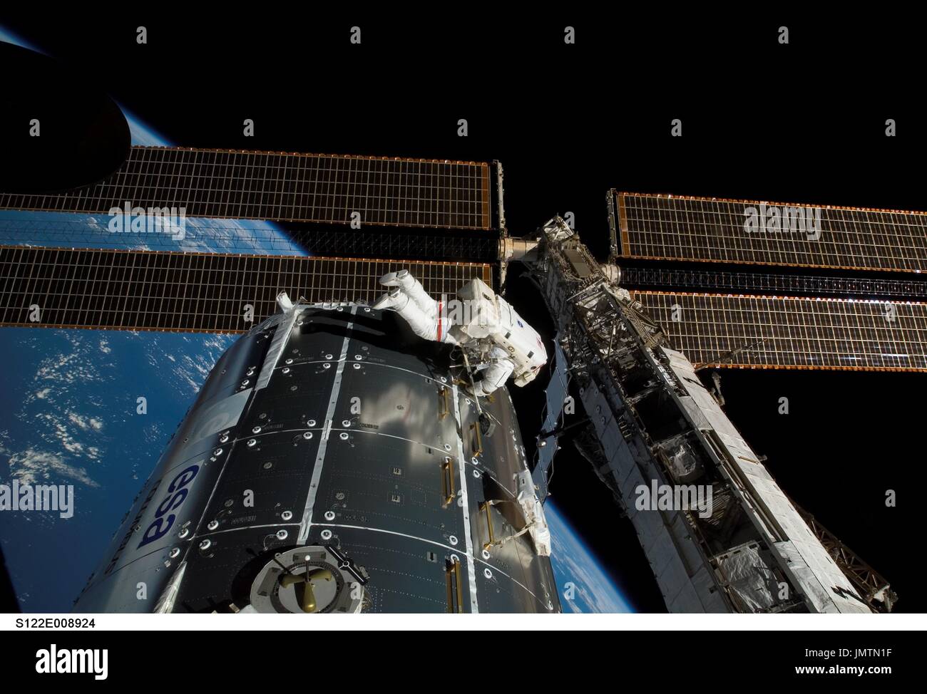 U s laboratory module hi-res stock photography and images - Alamy