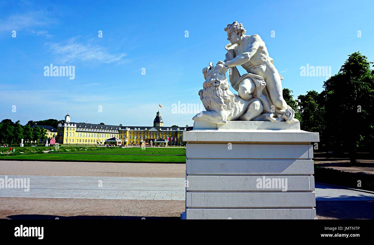 Hercules greek god hi-res stock photography and images - Alamy