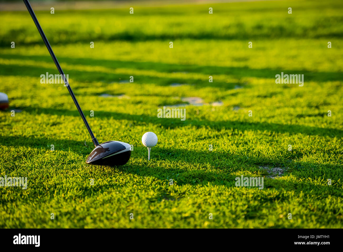 How to drive a golf ball hi-res stock photography and images - Alamy