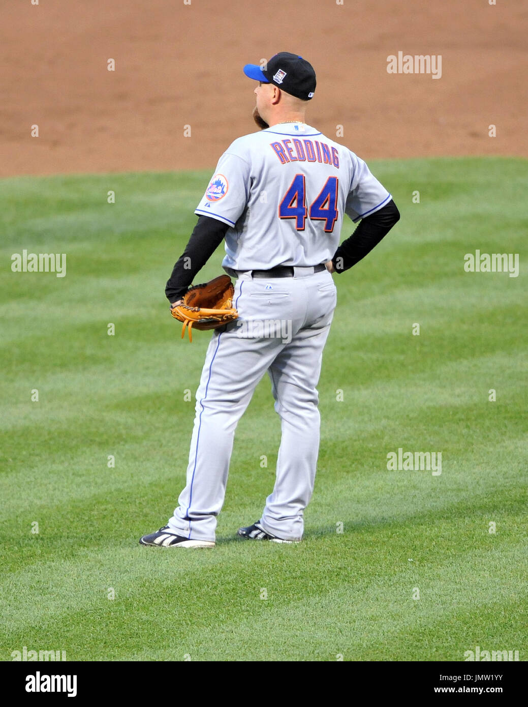 Baltimore, MD - June 17, 2009 -- New York Mets pitcher Tim Redding (44 ...