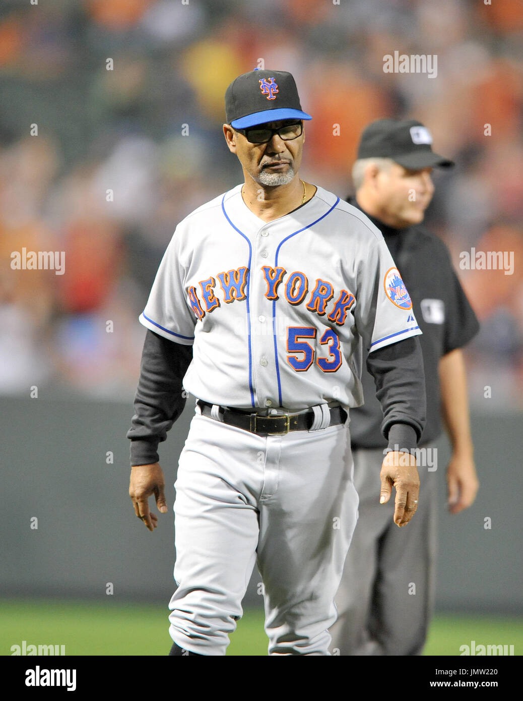 Baltimore, MD - June 18, 2009 -- New York Mets manager Jerry Manuel (53 ...