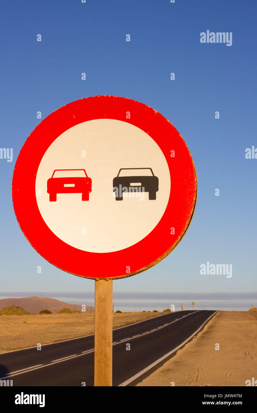 Overtaking prohibited hi-res stock photography and images - Alamy