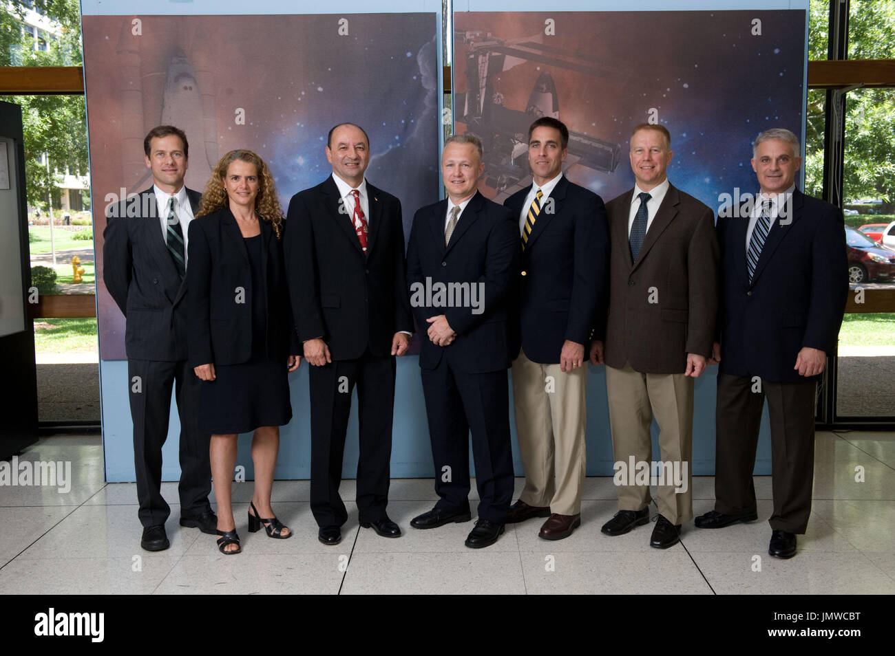 Houston, TX - May 28, 2009 -- STS-127 crew members pose for a portrait ...