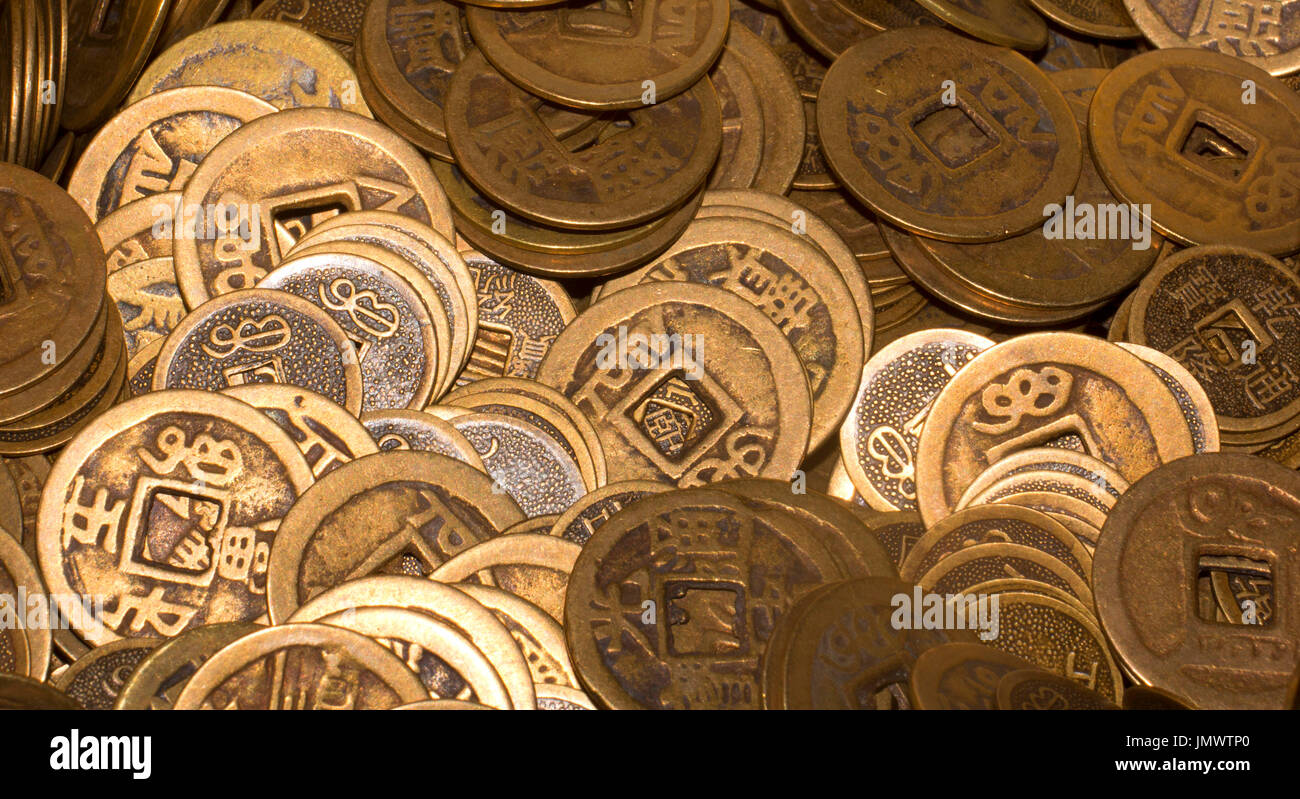 Chinese coins hi-res stock photography and images - Alamy