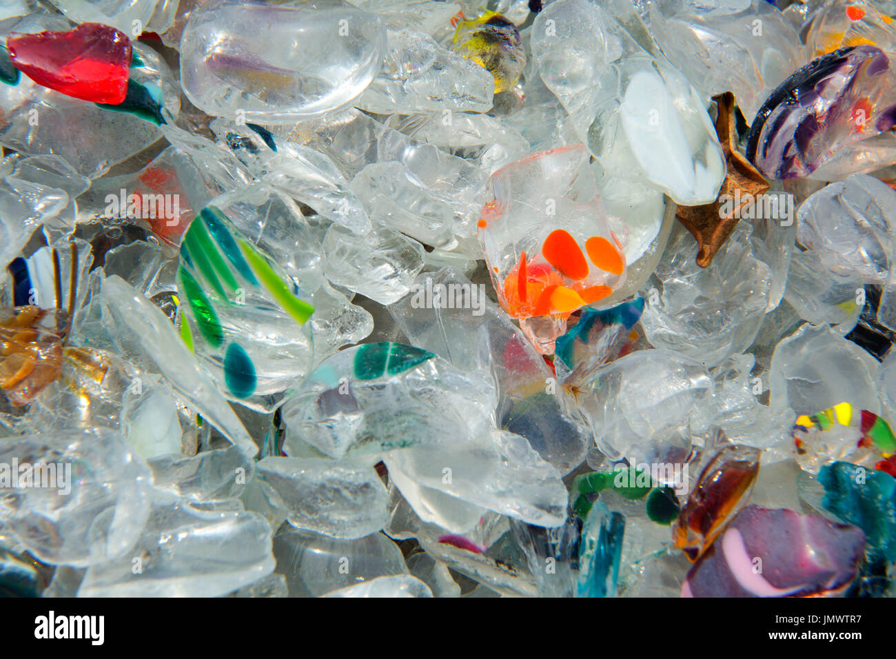 Smashed glass pieces hi-res stock photography and images - Alamy