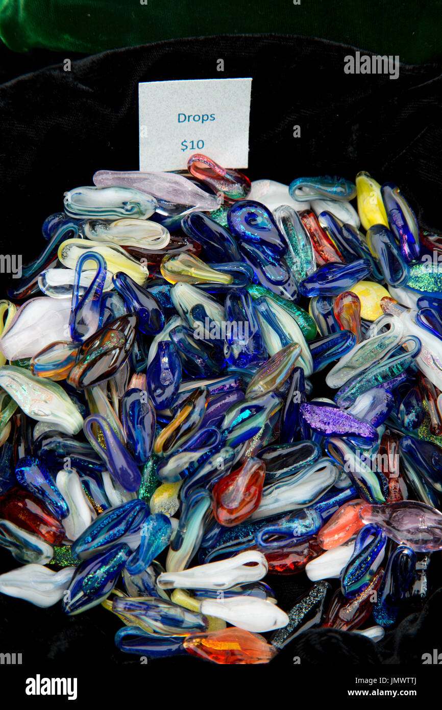 Glass drops hi-res stock photography and images - Alamy