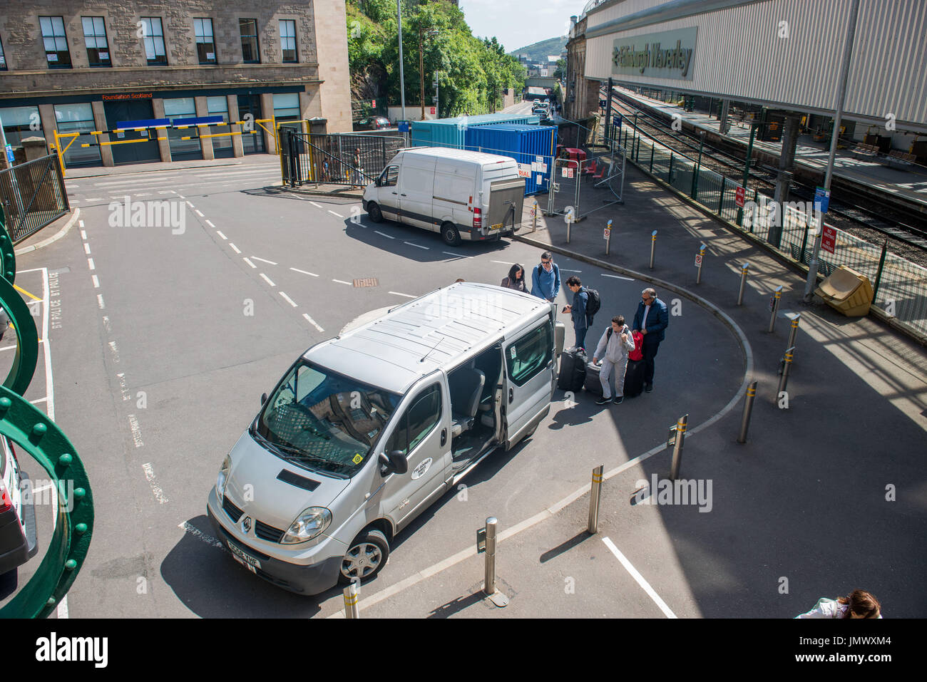 Taxi Drop Off High Resolution Stock Photography and Images - Alamy