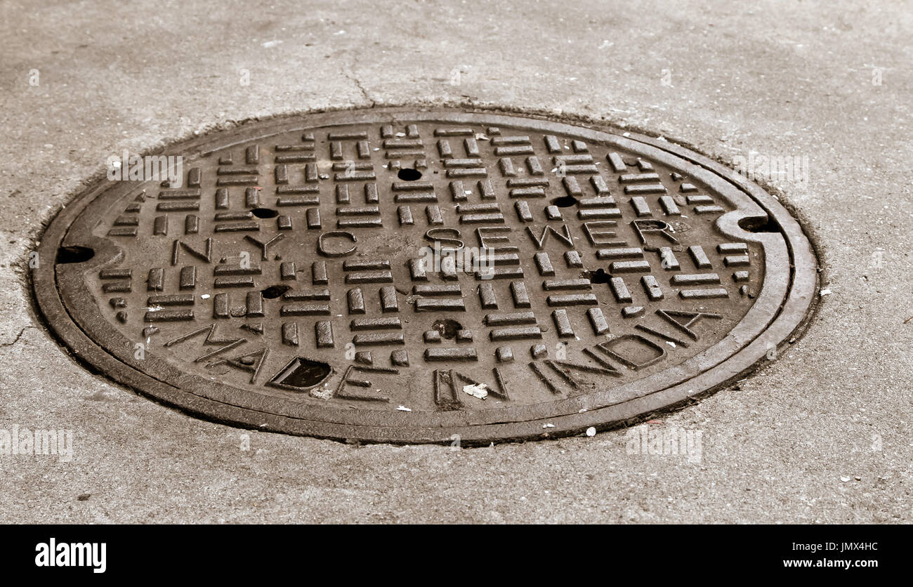 Manhole cover hi-res stock photography and images - Alamy