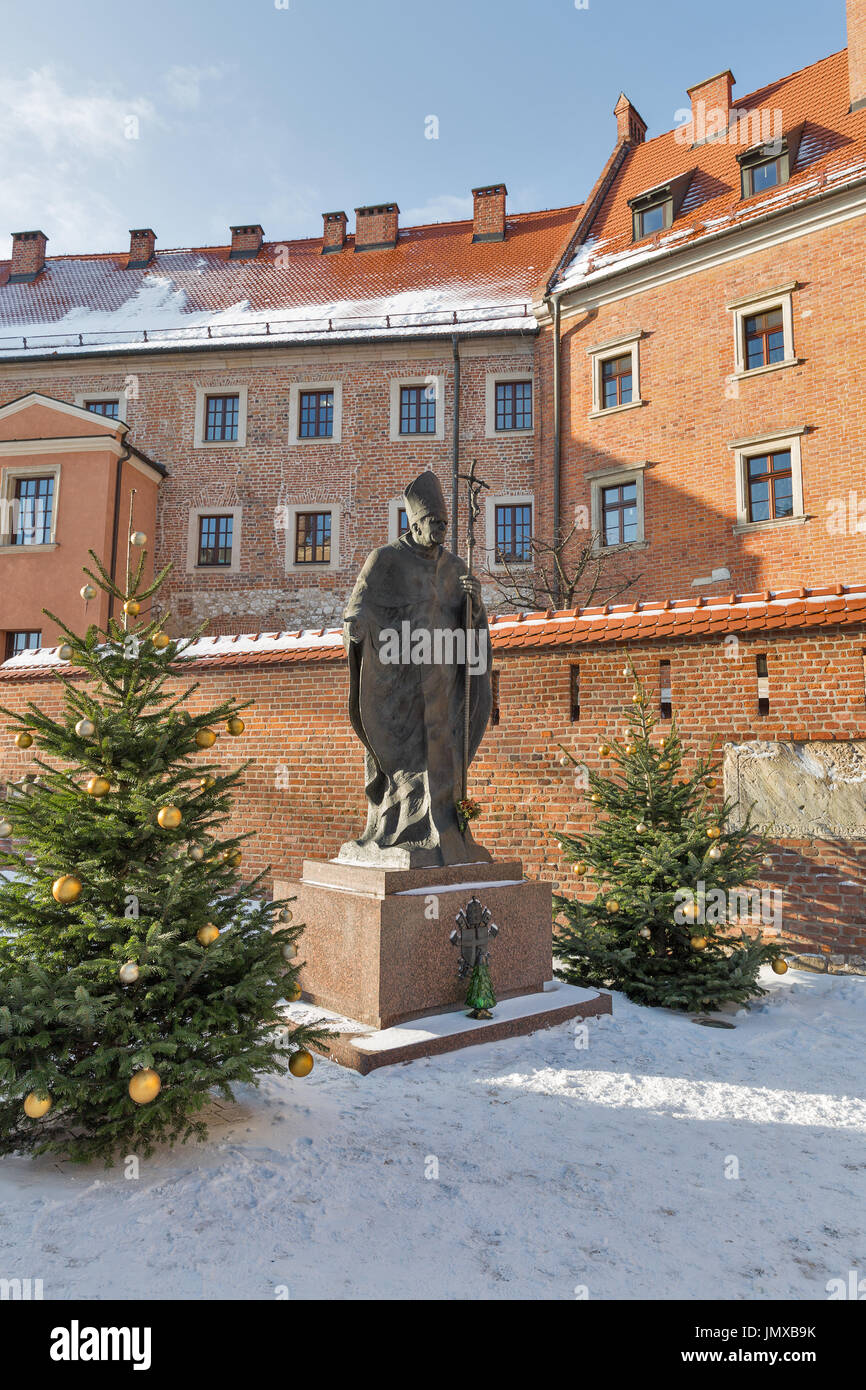 Statue of Pope John Paul II ( Blessed John Paul or John Paul the Great ... Statue of Pope John Paul II ( Blessed John Paul or John Paul the Great ...