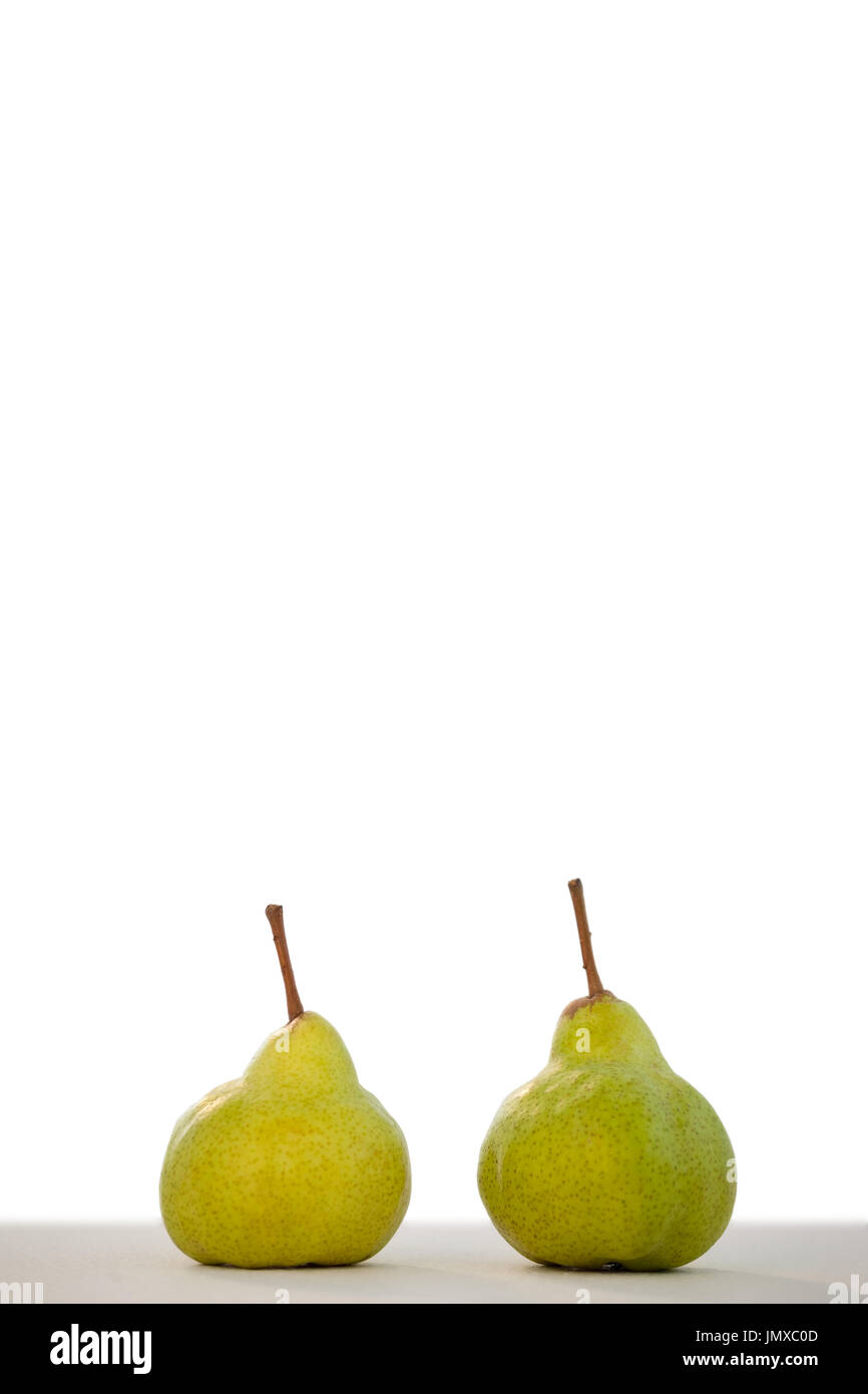 Two pears hi-res stock photography and images - Alamy
