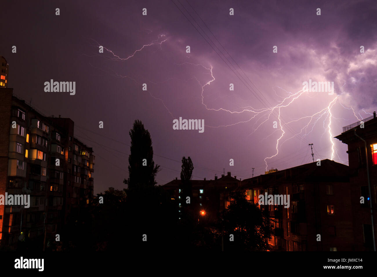 Lightening strike house hi-res stock photography and images - Alamy