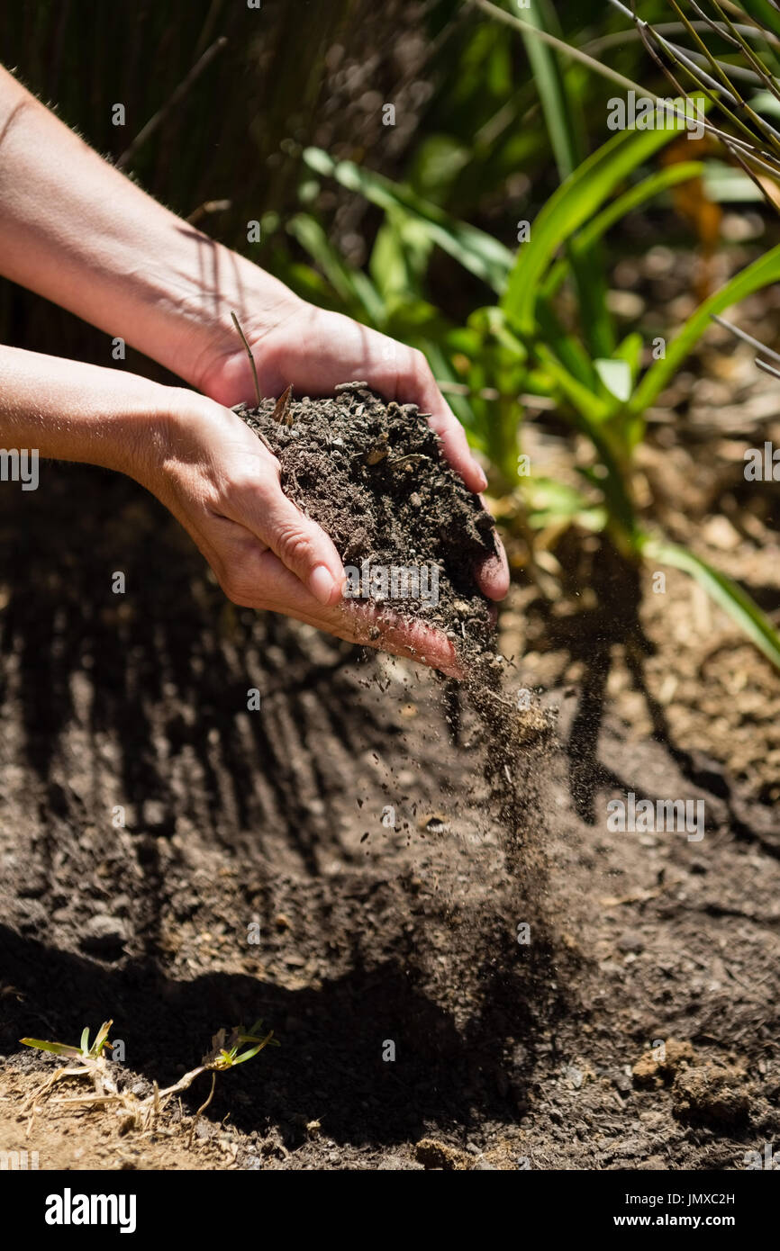 Soil in mid air hi-res stock photography and images - Alamy