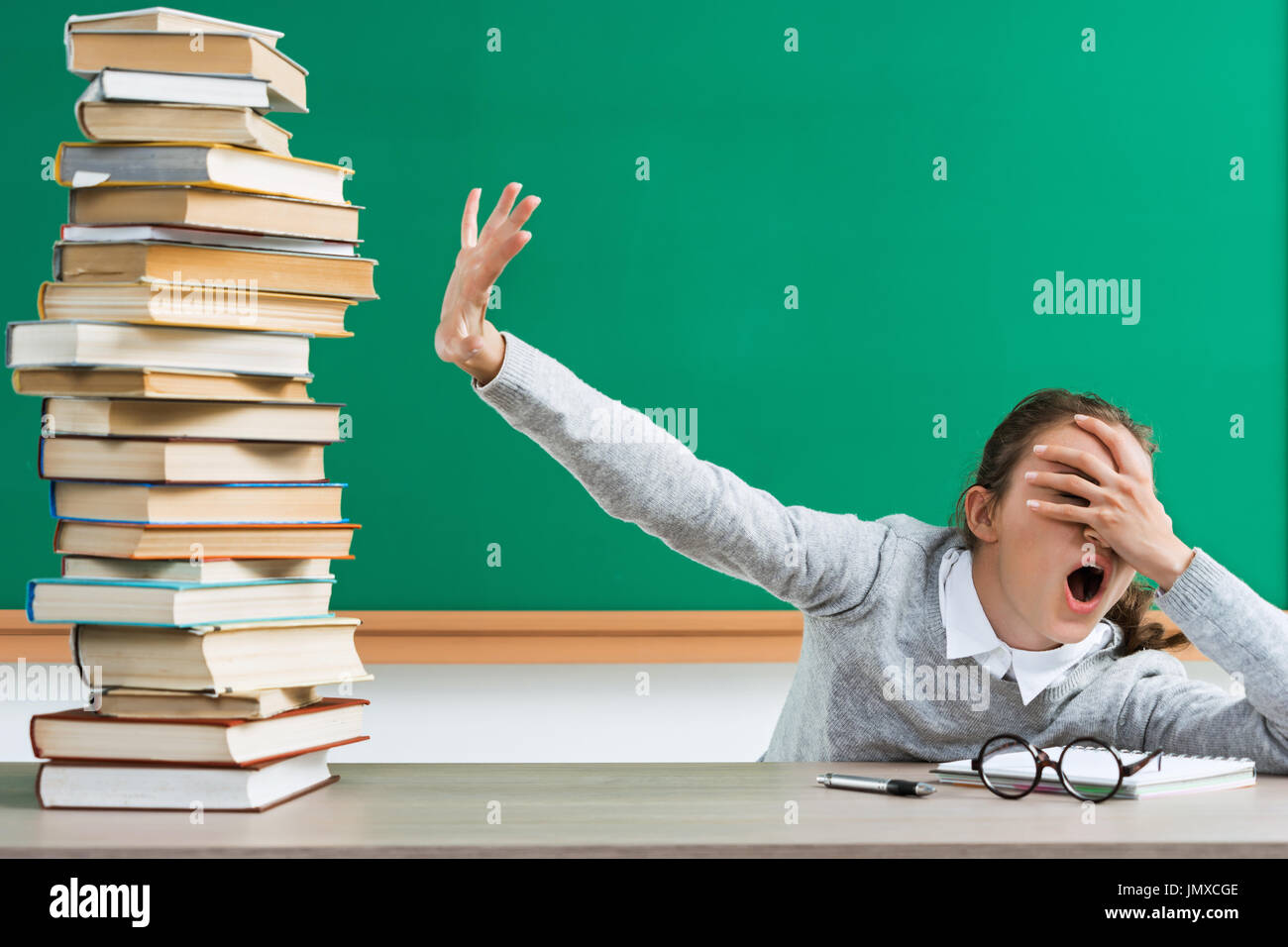 Shocked facial expression hi-res stock photography and images - Alamy