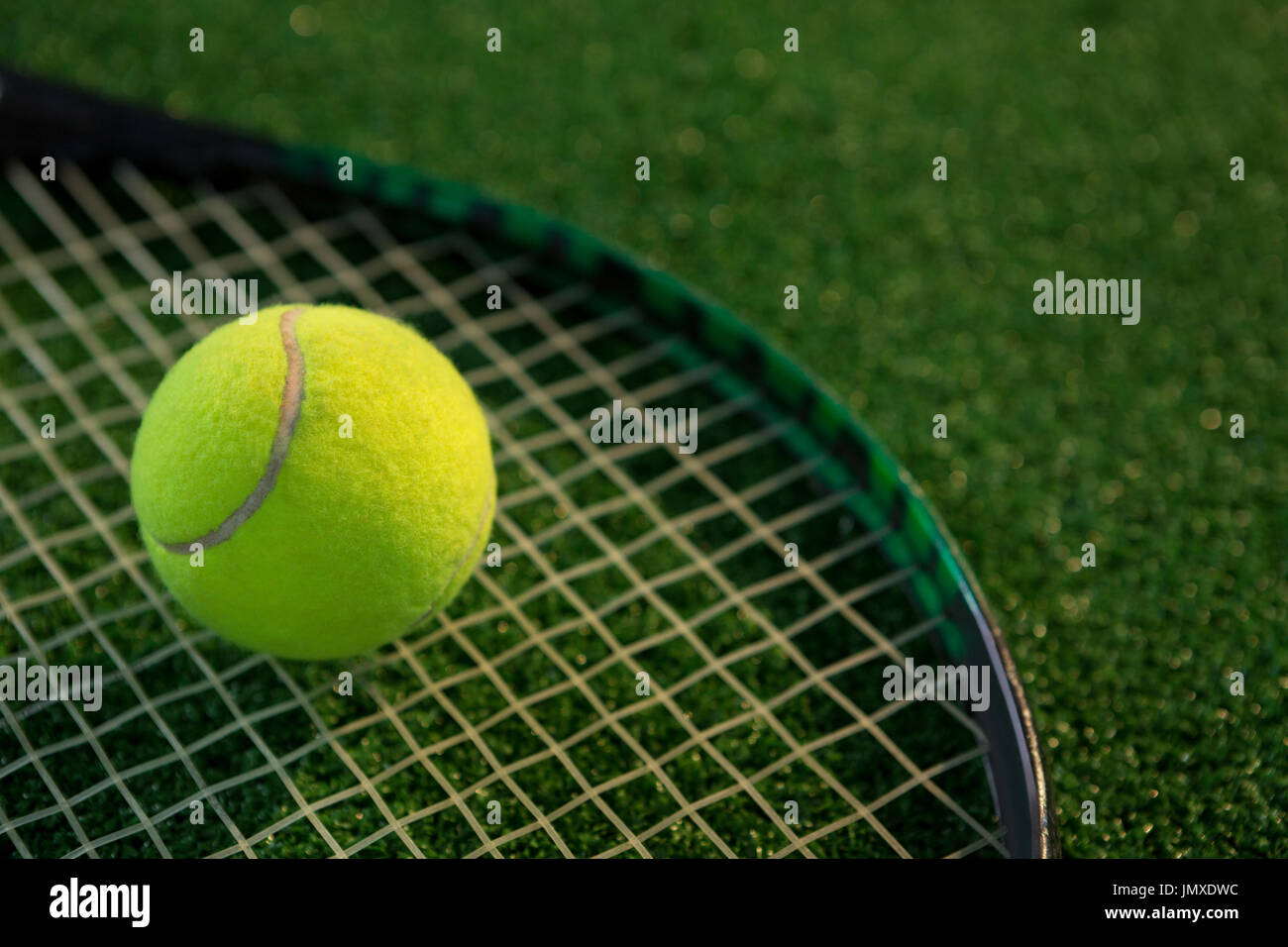 Gray tennis racket hi-res stock photography and images - Alamy