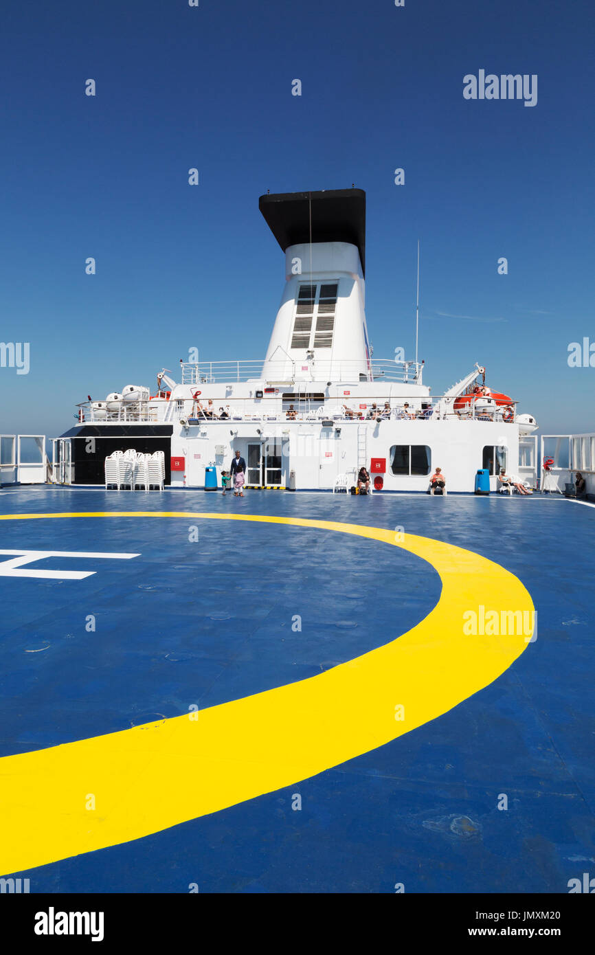 Helicopter deck ferry hi-res stock photography and images - Alamy