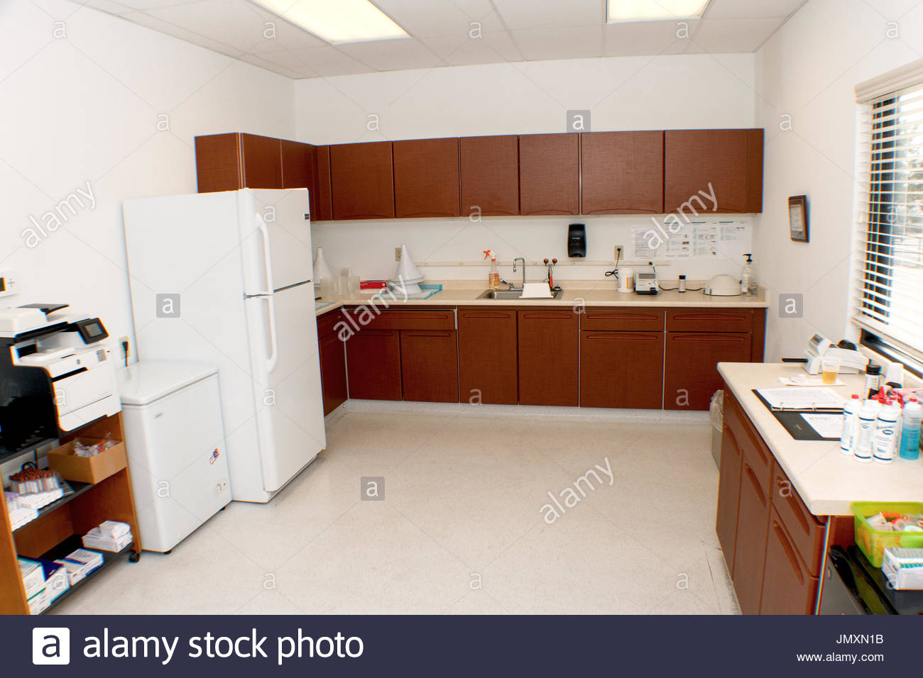 Medical Cabinets High Resolution Stock Photography and Images - Alamy