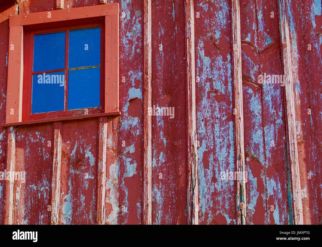 Red barn wood and window Stock Photo - Alamy