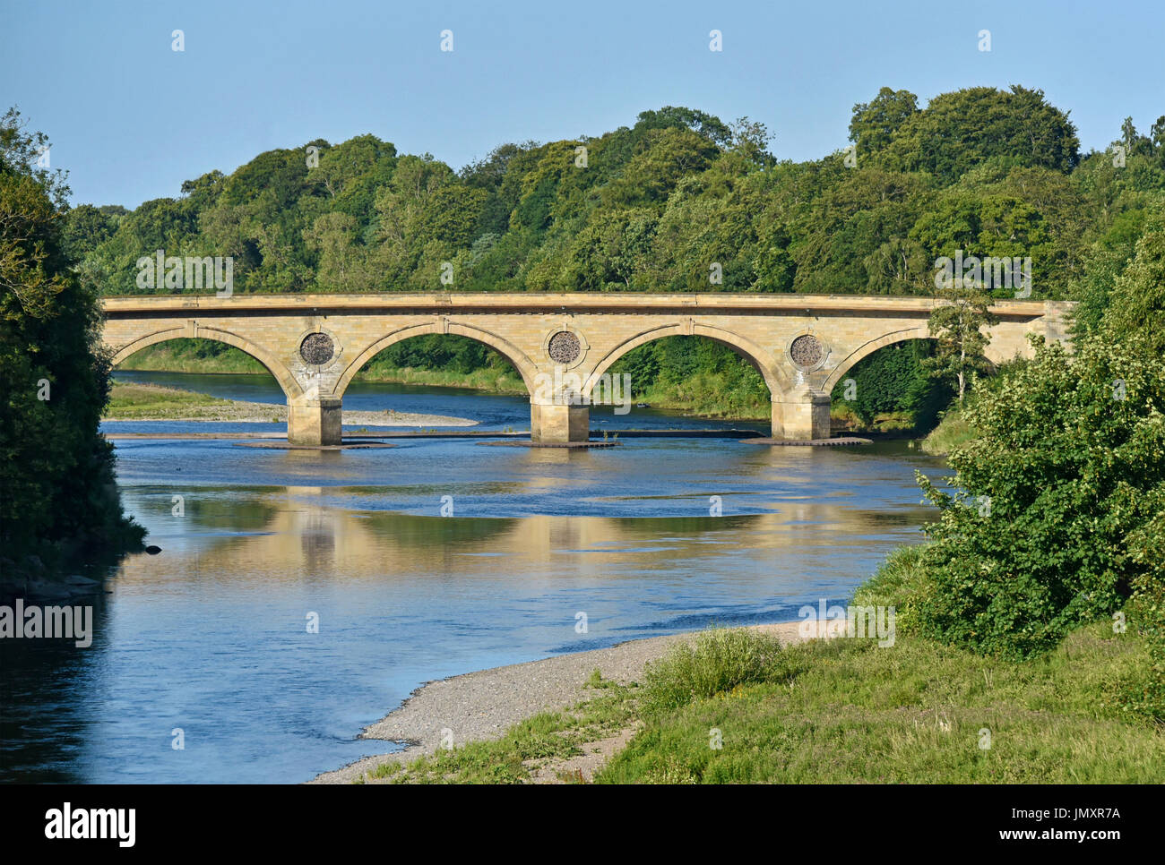 Coldstream Bridge over the River Tweed. Coldstream, Scottish Borders ...