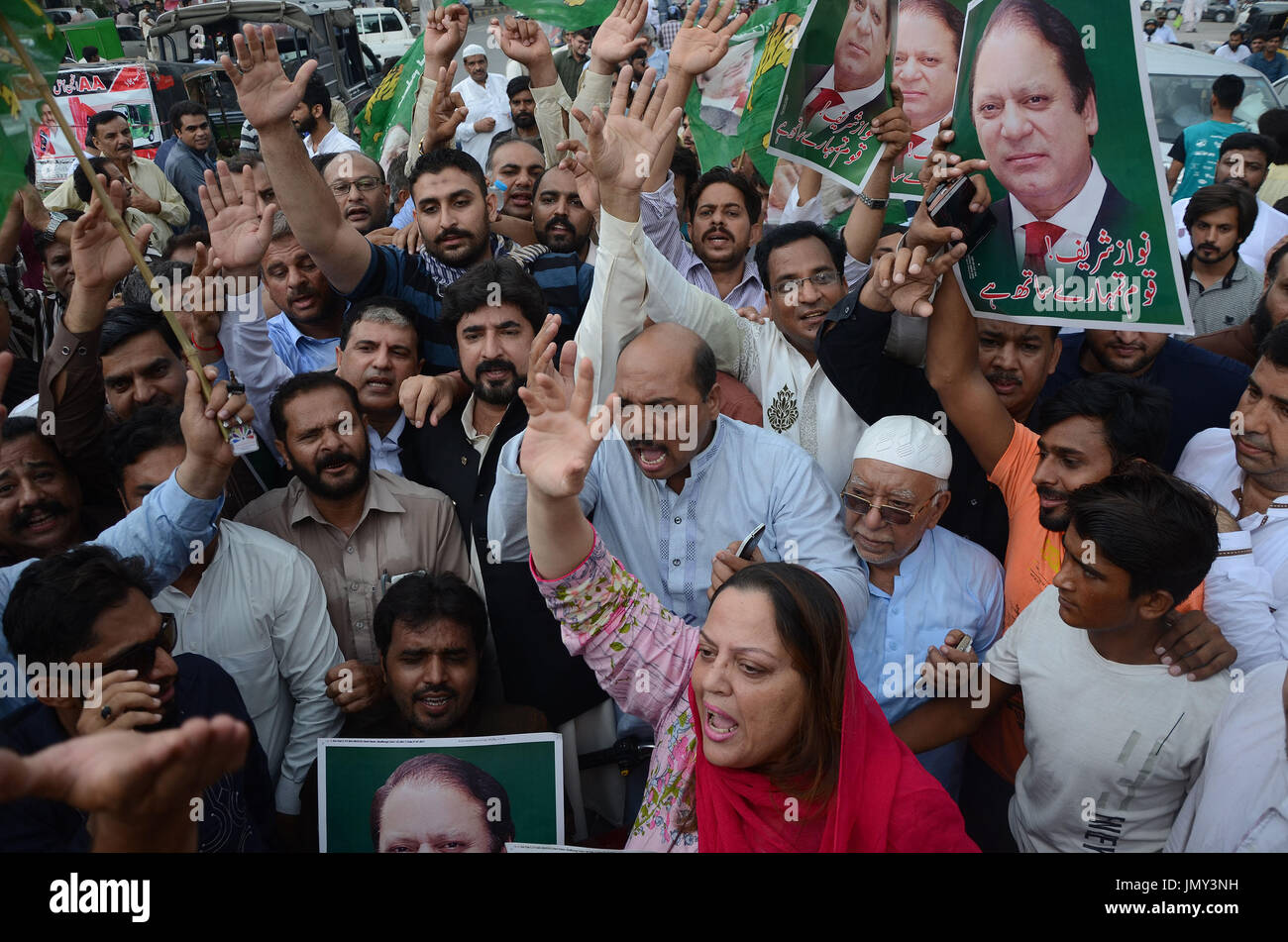Lahore, Pakistan. 29th July, 2017. Pakistani political parties from ...