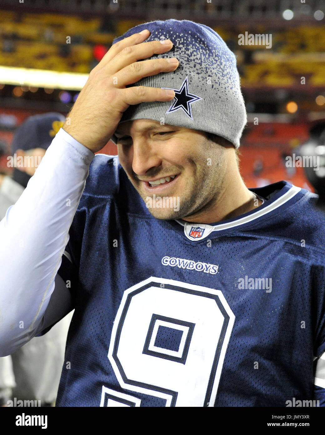 Landover, MD - December 27, 2009 -- Dallas Cowboys quarterback Tony ...