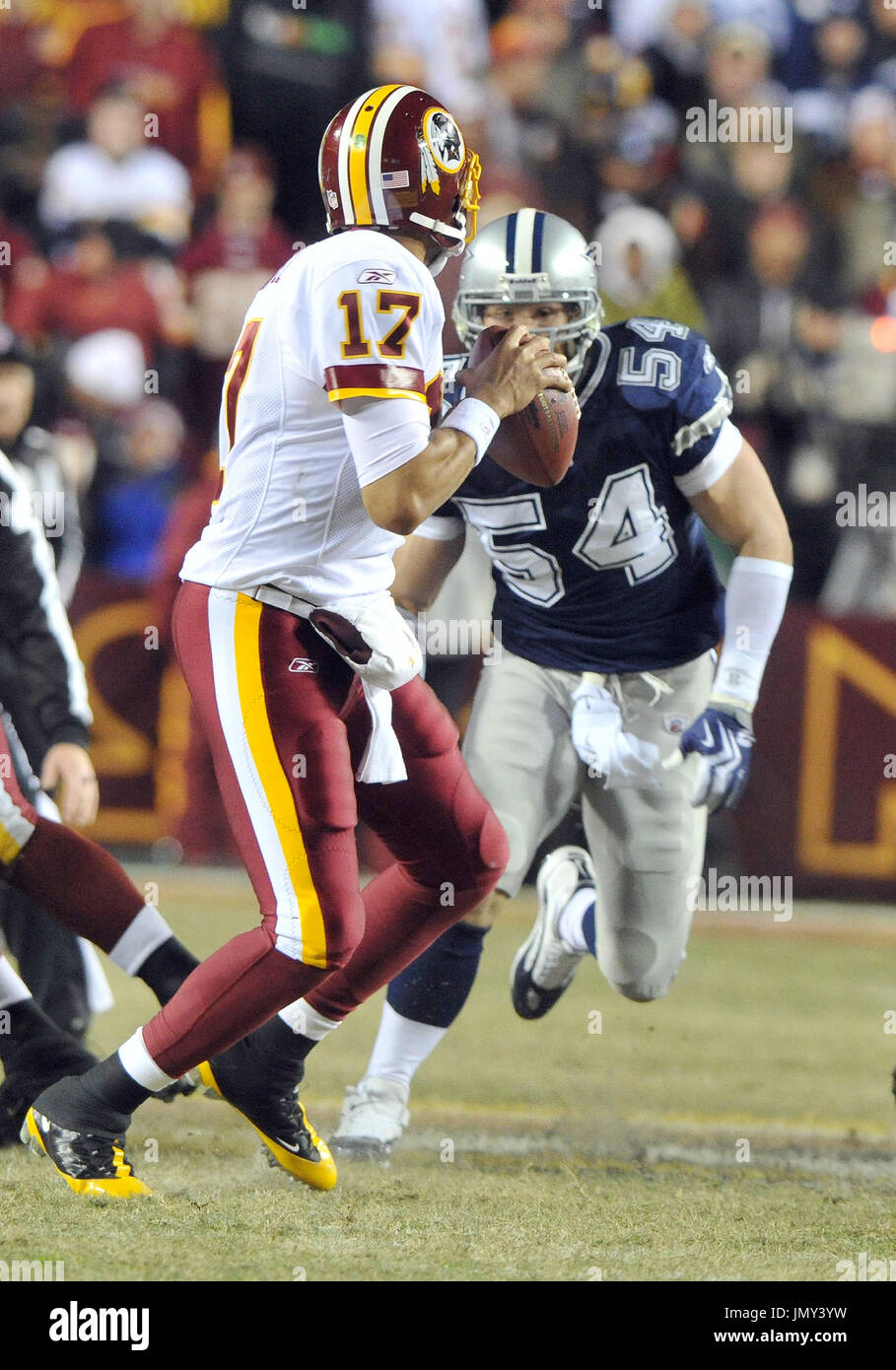 Landover, MD - December 27, 2009 -- Dallas Cowboys linebacker Bobby ...