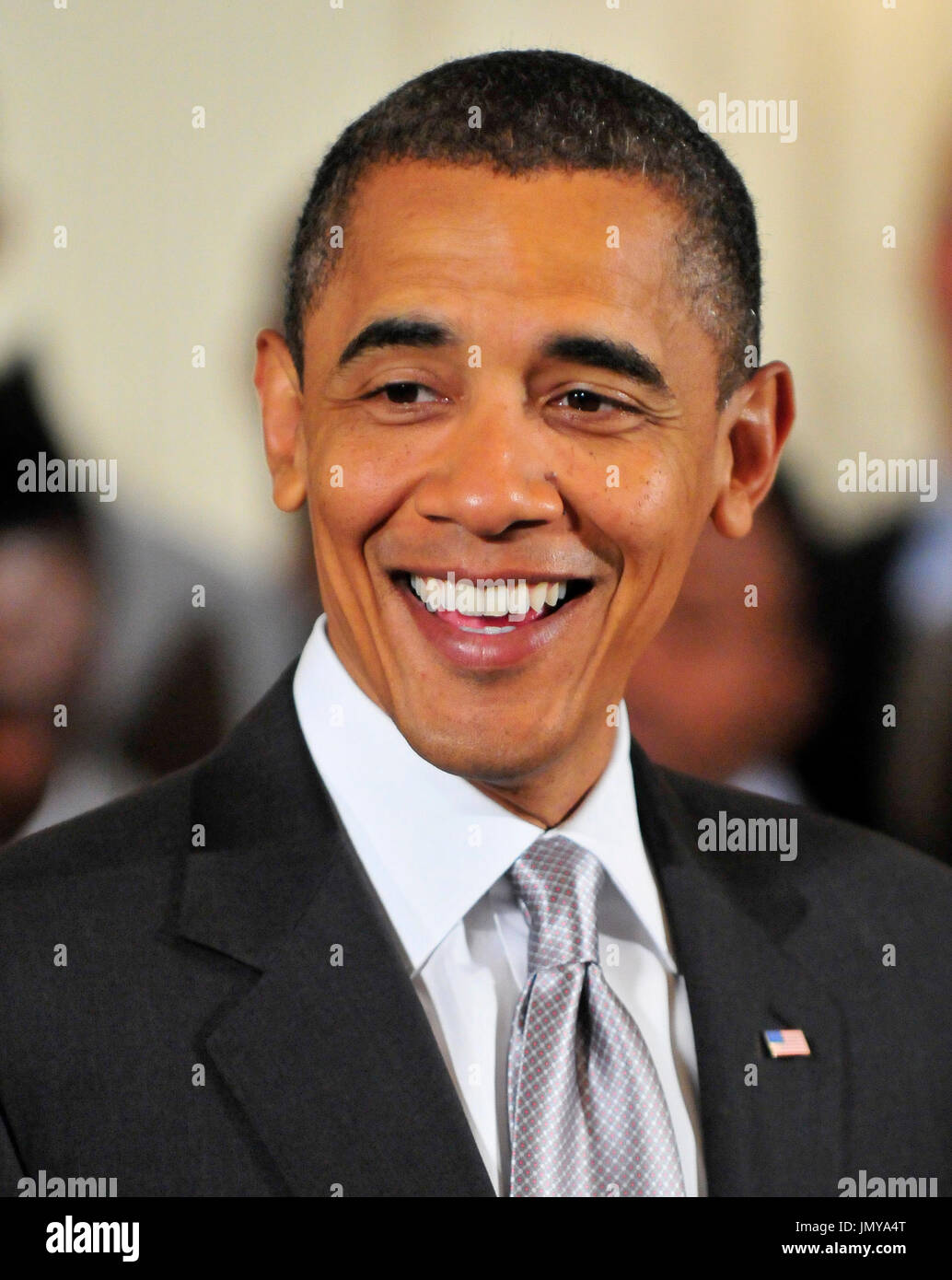 United States President Barack Obama welcomes the Super Bowl Champion ...
