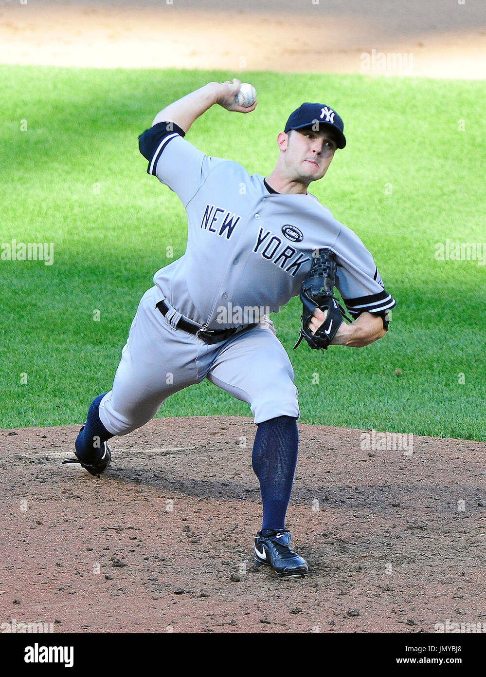 New York Yankees pitcher David Robertson (30) pitches in the eleventh ...