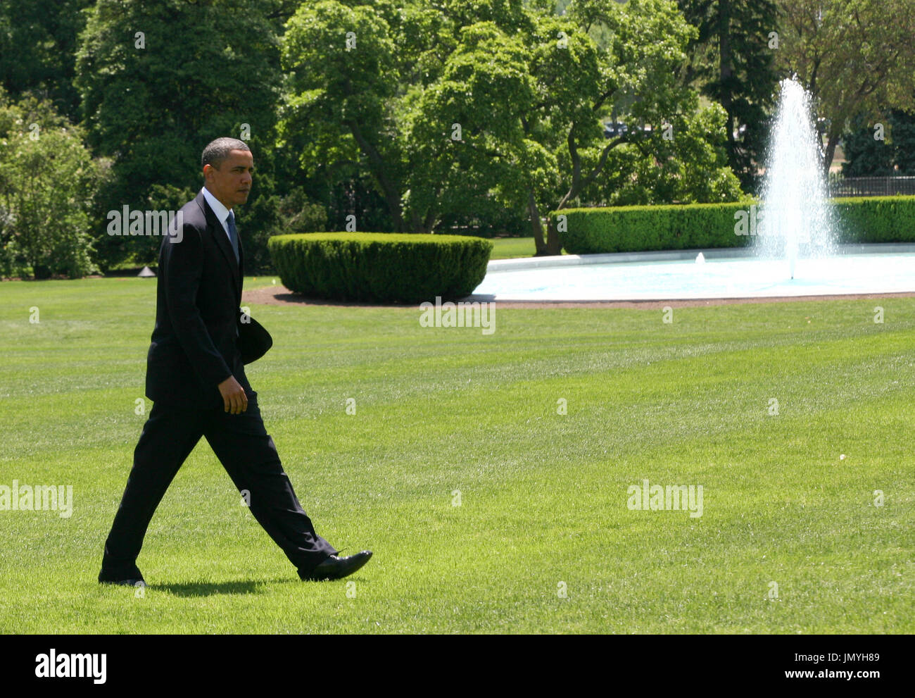 United States President Barack Obama returns to the White House in ...
